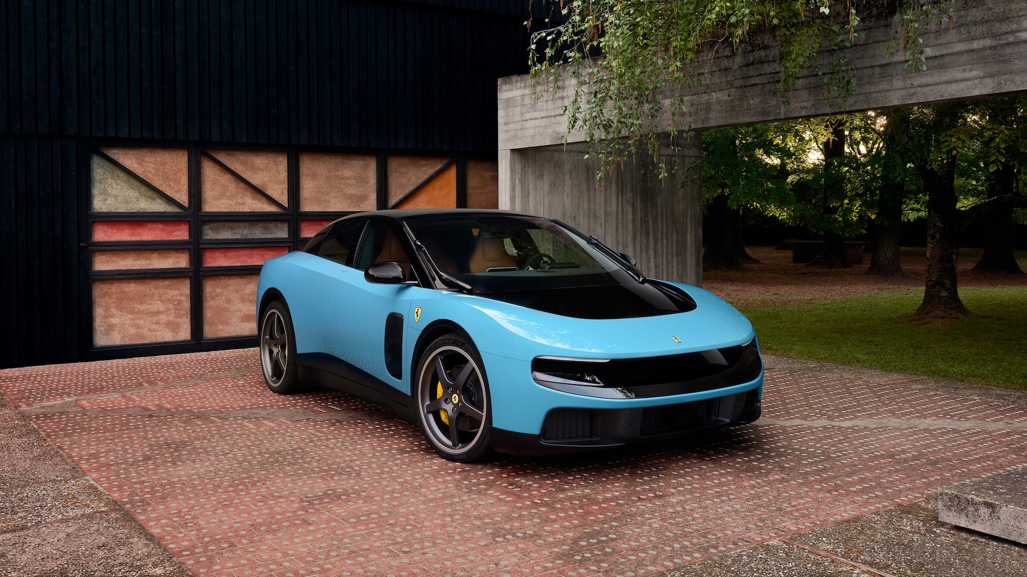 E 'Luce' fu: Ferrari accende l'era elettrica. Vigna: "Stiamo scrivendo ...