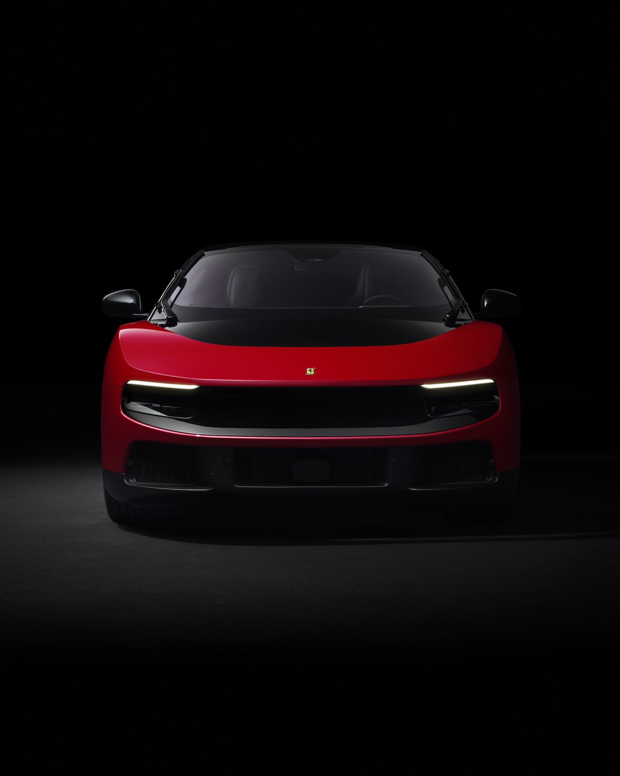 E 'Luce' fu: Ferrari accende l'era elettrica. Vigna: "Stiamo scrivendo ...